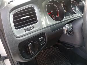 White Volkswagen Golf 2014 in Vilnius, with an engine capacity of 1.60 L and mileage of 254 thousand km for 5700 €, photo 17 on AUTOMOTO.COM.LV
