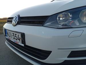 White Volkswagen Golf 2014 in Vilnius, with an engine capacity of 1.60 L and mileage of 254 thousand km for 5700 €, photo 35 on AUTOMOTO.COM.LV