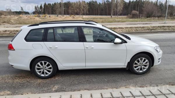 White Volkswagen Golf 2014 in Riga, with an engine capacity of 1.20 L and mileage of 85 thousand km for 6500 €, photo 3 on AUTOMOTO.COM.LV