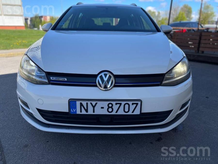 White Volkswagen Golf 2014 in Riga, with an engine capacity of 1.50 L and mileage of 312 thousand km for 6230 €, photo 16 on AUTOMOTO.COM.LV