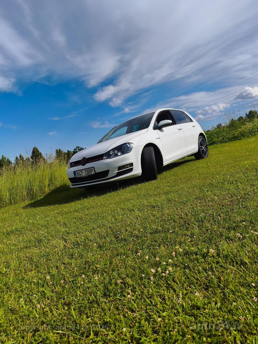 Balts Volkswagen Golf 2014 Tallina, ar dzinēja tilpumu 1.60 L un nobraukumu 301 tūkst. km par 6000 €, foto 3 vietnē AUTOMOTO.COM.LV