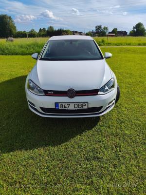 Balts Volkswagen Golf 2014 Tallina, ar dzinēja tilpumu 1.60 L un nobraukumu 301 tūkst. km par 6000 €, foto 5 vietnē AUTOMOTO.COM.LV