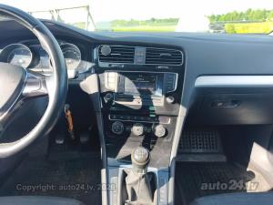 Balts Volkswagen Golf 2014 Tallina, ar dzinēja tilpumu 1.60 L un nobraukumu 301 tūkst. km par 6000 €, foto 11 vietnē AUTOMOTO.COM.LV