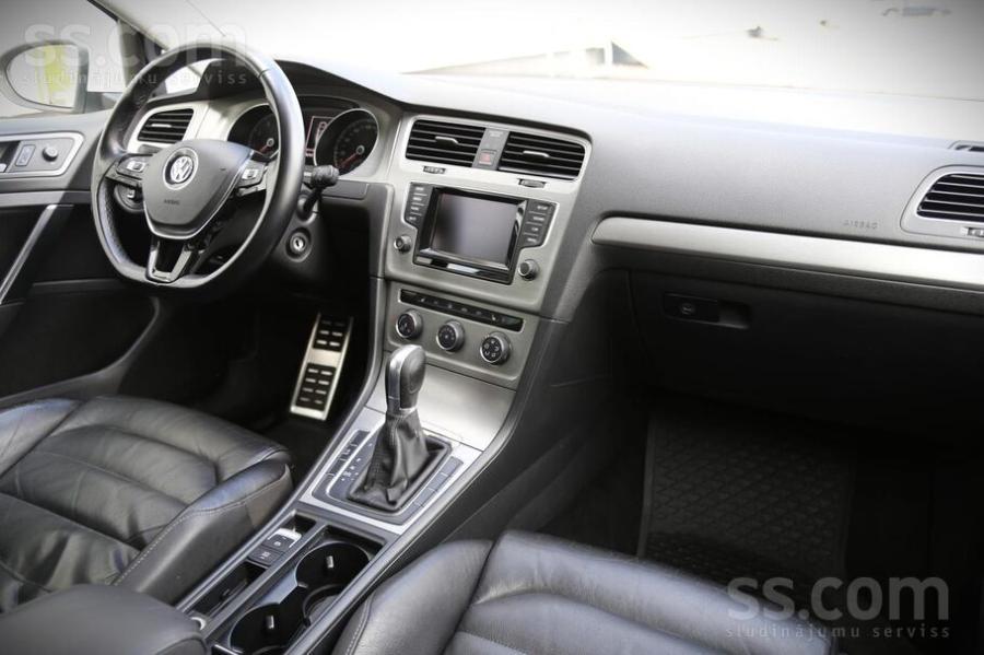 Balts Volkswagen Golf 2014 Rīga, ar dzinēja tilpumu 1.40 L un nobraukumu 317 tūkst. km par 3995 €, foto 10 vietnē AUTOMOTO.COM.LV