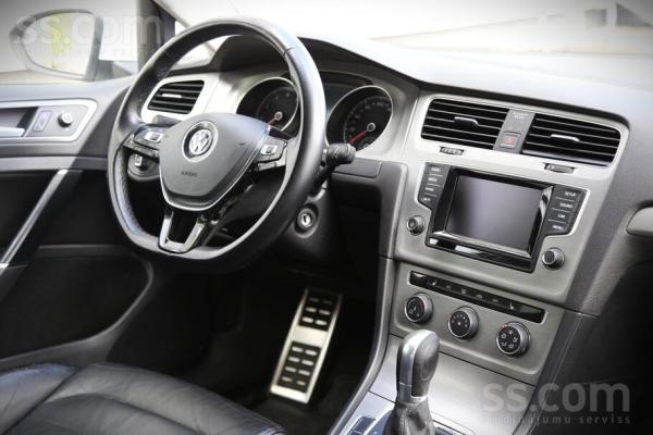 White Volkswagen Golf 2014 in Riga, with an engine capacity of 1.40 L and mileage of 317 thousand km for 3995 €, photo 10 on AUTOMOTO.COM.LV