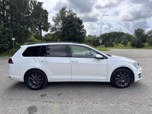 White Volkswagen Golf 2014 in Siauliai, with an engine capacity of 1.39 L and mileage of 182 thousand km for 4500 €, photo 4 on AUTOMOTO.COM.LV