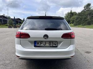 White Volkswagen Golf 2014 in Siauliai, with an engine capacity of 1.39 L and mileage of 182 thousand km for 4500 €, photo 5 on AUTOMOTO.COM.LV