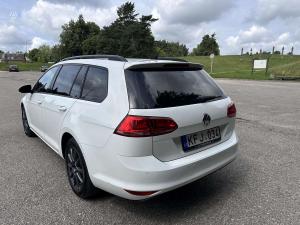 White Volkswagen Golf 2014 in Siauliai, with an engine capacity of 1.39 L and mileage of 182 thousand km for 4500 €, photo 8 on AUTOMOTO.COM.LV