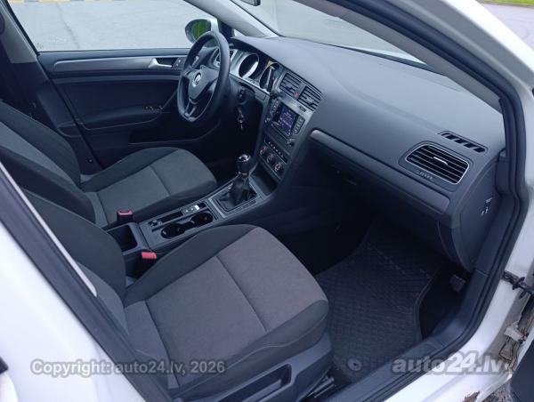 White Volkswagen Golf 2014 in Tallinn, with an engine capacity of 1.60 L and mileage of 309 thousand km for 3499 €, photo 7 on AUTOMOTO.COM.LV