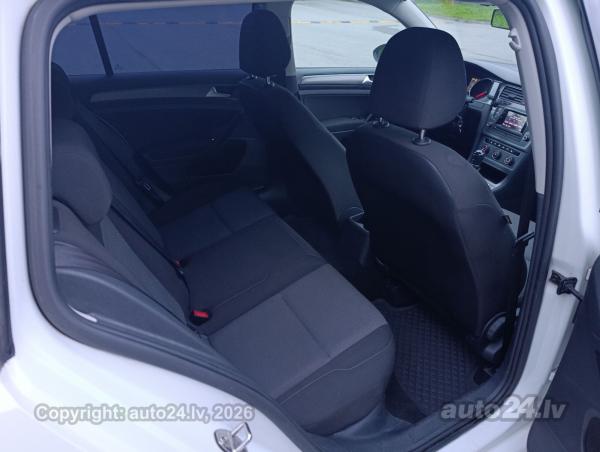 White Volkswagen Golf 2014 in Tallinn, with an engine capacity of 1.60 L and mileage of 309 thousand km for 3499 €, photo 8 on AUTOMOTO.COM.LV