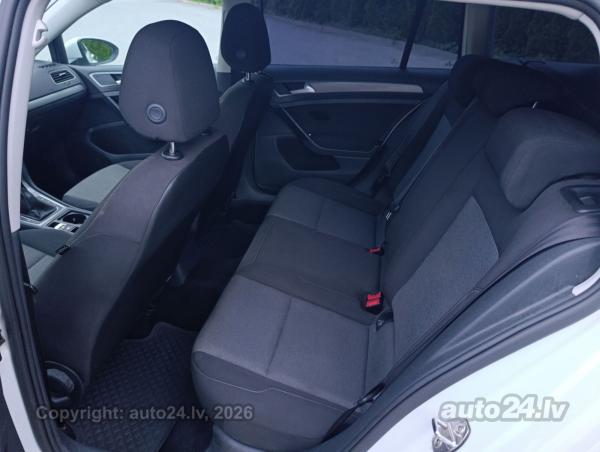 White Volkswagen Golf 2014 in Tallinn, with an engine capacity of 1.60 L and mileage of 309 thousand km for 3499 €, photo 9 on AUTOMOTO.COM.LV