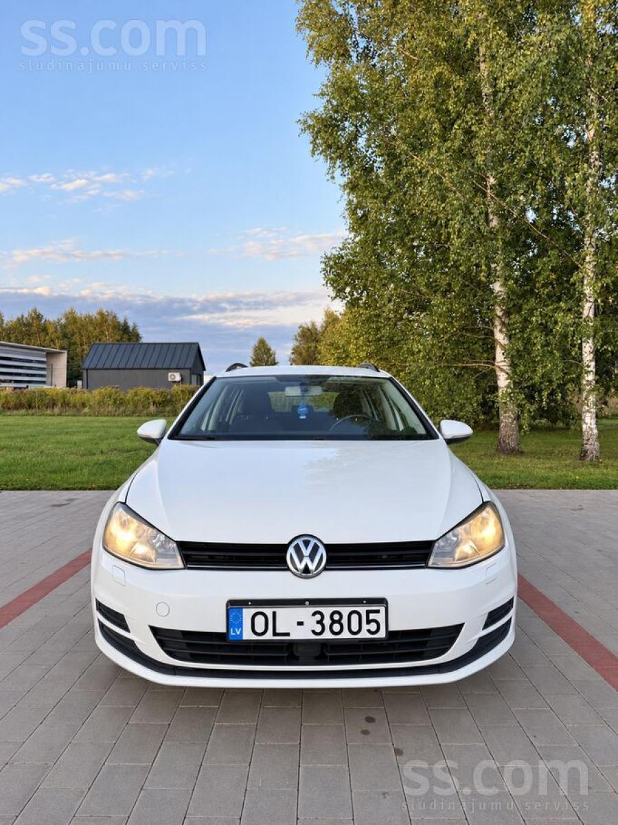 White Volkswagen Golf 2014 in Riga, with an engine capacity of 1.20 L and mileage of 86 thousand km for 5700 €, photo 1 on AUTOMOTO.COM.LV