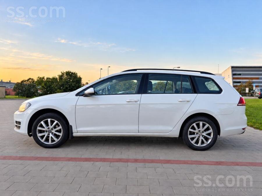 White Volkswagen Golf 2014 in Riga, with an engine capacity of 1.20 L and mileage of 86 thousand km for 5700 €, photo 4 on AUTOMOTO.COM.LV