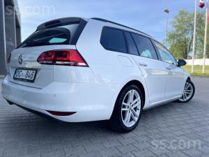 White Volkswagen Golf 2015 in Jekabpils, with an engine capacity of 2.00 L and mileage of 292 thousand km for 11300 €, photo 2 on AUTOMOTO.COM.LV