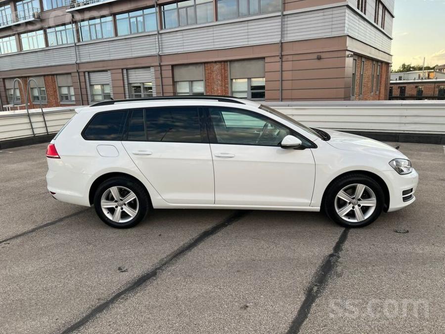 Balts Volkswagen Golf 2015 Rīga, ar dzinēja tilpumu 1.60 L un nobraukumu 220 tūkst. km par 8450 €, foto 4 vietnē AUTOMOTO.COM.LV