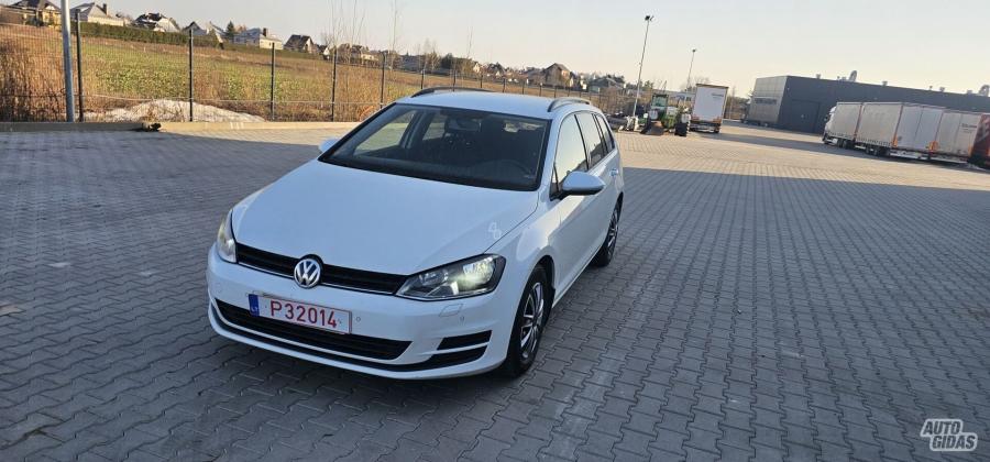 White Volkswagen Golf 2015 in Kaunas, with an engine capacity of 1.60 L and mileage of 330 thousand km for 6600 €, photo 4 on AUTOMOTO.COM.LV