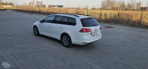 White Volkswagen Golf 2015 in Kaunas, with an engine capacity of 1.60 L and mileage of 330 thousand km for 6600 €, photo 12 on AUTOMOTO.COM.LV