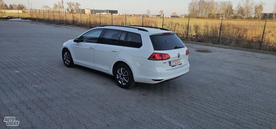 White Volkswagen Golf 2015 in Kaunas, with an engine capacity of 1.60 L and mileage of 330 thousand km for 6600 €, photo 12 on AUTOMOTO.COM.LV