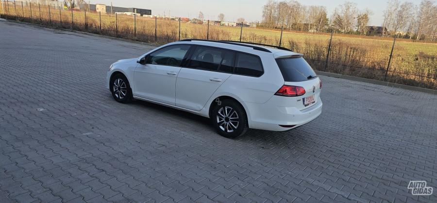 White Volkswagen Golf 2015 in Kaunas, with an engine capacity of 1.60 L and mileage of 330 thousand km for 6600 €, photo 13 on AUTOMOTO.COM.LV