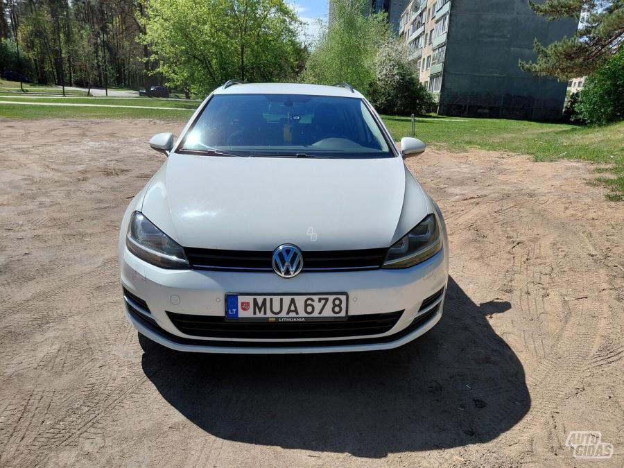 White Volkswagen Golf 2015 in Vilnius, with an engine capacity of 1.60 L and mileage of 191 thousand km for 6000 €, photo 5 on AUTOMOTO.COM.LV