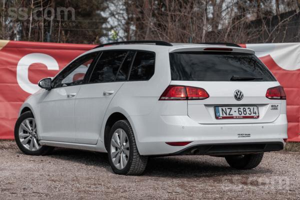Balts Volkswagen Golf 2015 Rīga, ar dzinēja tilpumu 1.60 L un nobraukumu 230 tūkst. km par 6500 €, foto 4 vietnē AUTOMOTO.COM.LV