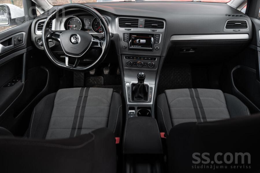 Balts Volkswagen Golf 2015 Rīga, ar dzinēja tilpumu 1.60 L un nobraukumu 230 tūkst. km par 6500 €, foto 6 vietnē AUTOMOTO.COM.LV