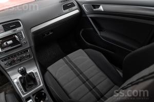 Balts Volkswagen Golf 2015 Rīga, ar dzinēja tilpumu 1.60 L un nobraukumu 230 tūkst. km par 6500 €, foto 8 vietnē AUTOMOTO.COM.LV