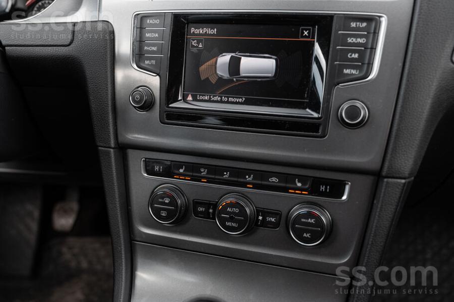 Balts Volkswagen Golf 2015 Rīga, ar dzinēja tilpumu 1.60 L un nobraukumu 230 tūkst. km par 6500 €, foto 10 vietnē AUTOMOTO.COM.LV