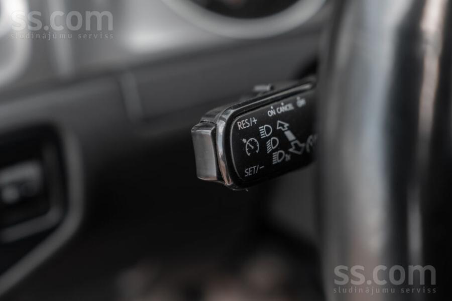 Balts Volkswagen Golf 2015 Rīga, ar dzinēja tilpumu 1.60 L un nobraukumu 230 tūkst. km par 6500 €, foto 15 vietnē AUTOMOTO.COM.LV