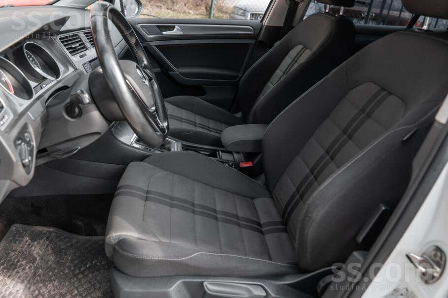 Balts Volkswagen Golf 2015 Rīga, ar dzinēja tilpumu 1.60 L un nobraukumu 230 tūkst. km par 6500 €, foto 16 vietnē AUTOMOTO.COM.LV