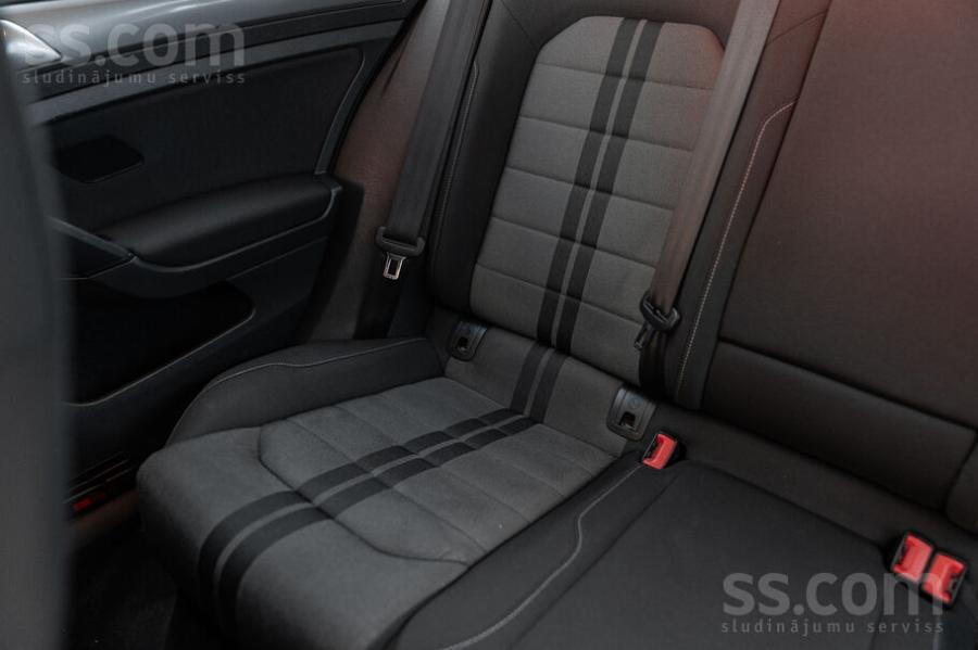 Balts Volkswagen Golf 2015 Rīga, ar dzinēja tilpumu 1.60 L un nobraukumu 230 tūkst. km par 6500 €, foto 18 vietnē AUTOMOTO.COM.LV