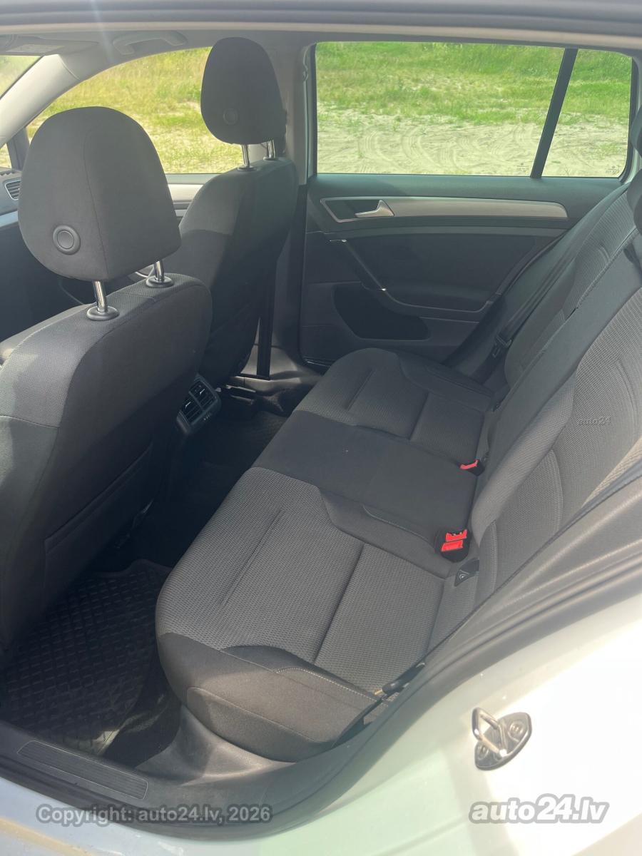 White Volkswagen Golf 2015 in Parnu, with an engine capacity of 1.40 L and mileage of 173 thousand km for 7500 €, photo 8 on AUTOMOTO.COM.LV