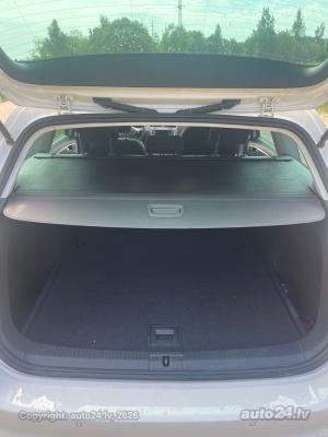 White Volkswagen Golf 2015 in Parnu, with an engine capacity of 1.40 L and mileage of 173 thousand km for 7500 €, photo 10 on AUTOMOTO.COM.LV