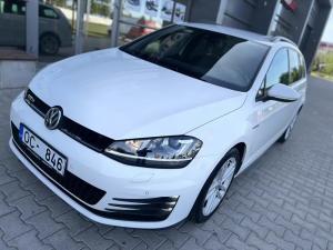White Volkswagen Golf 2015 in Jekabpils, with an engine capacity of 2.00 L and mileage of 292 thousand km for 9500 €, photo 11 on AUTOMOTO.COM.LV