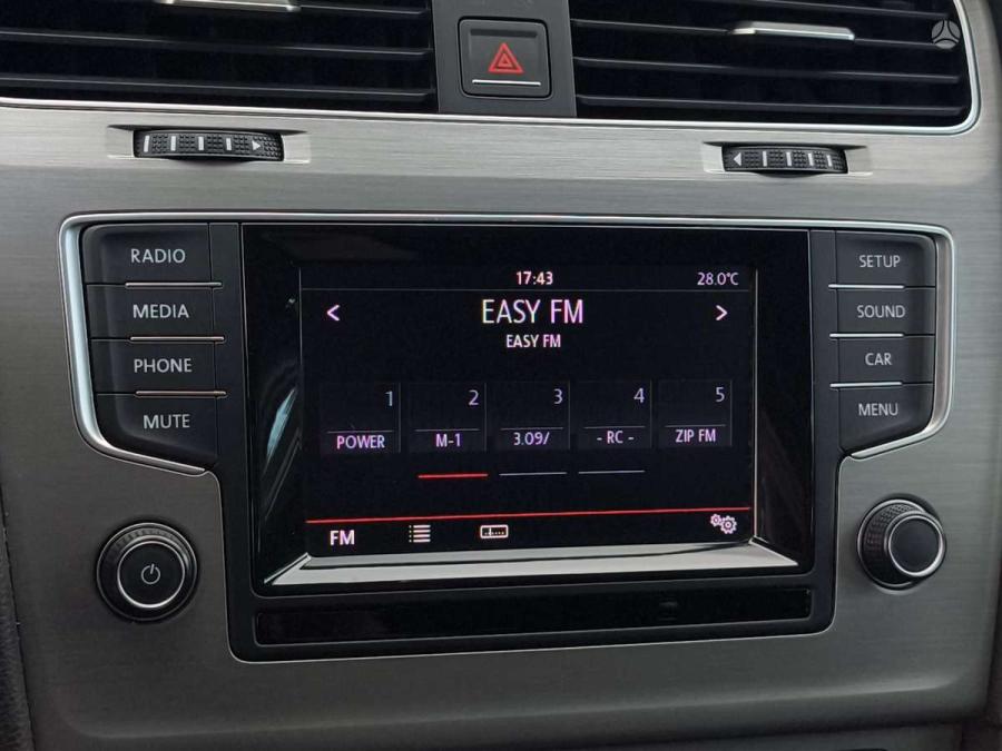 Balts Volkswagen Golf 2015 Viļņa, ar dzinēja tilpumu 1.60 L un nobraukumu 193 tūkst. km par 7299 €, foto 19 vietnē AUTOMOTO.COM.LV