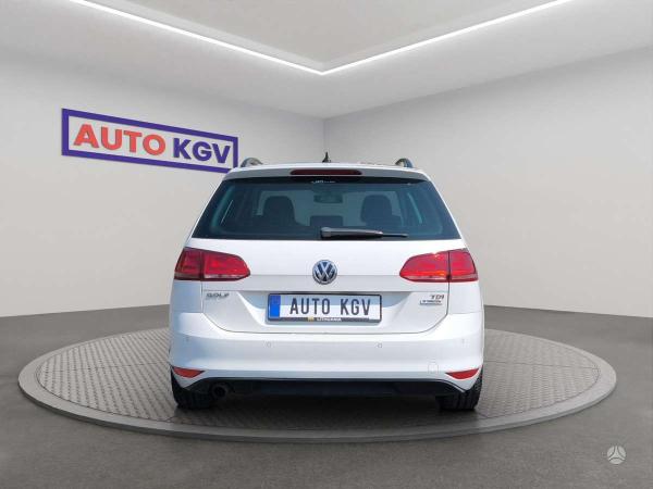 Balts Volkswagen Golf 2015 Viļņa, ar dzinēja tilpumu 1.60 L un nobraukumu 193 tūkst. km par 7299 €, foto 4 vietnē AUTOMOTO.COM.LV