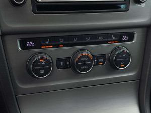 Balts Volkswagen Golf 2015 Viļņa, ar dzinēja tilpumu 1.60 L un nobraukumu 193 tūkst. km par 7299 €, foto 18 vietnē AUTOMOTO.COM.LV
