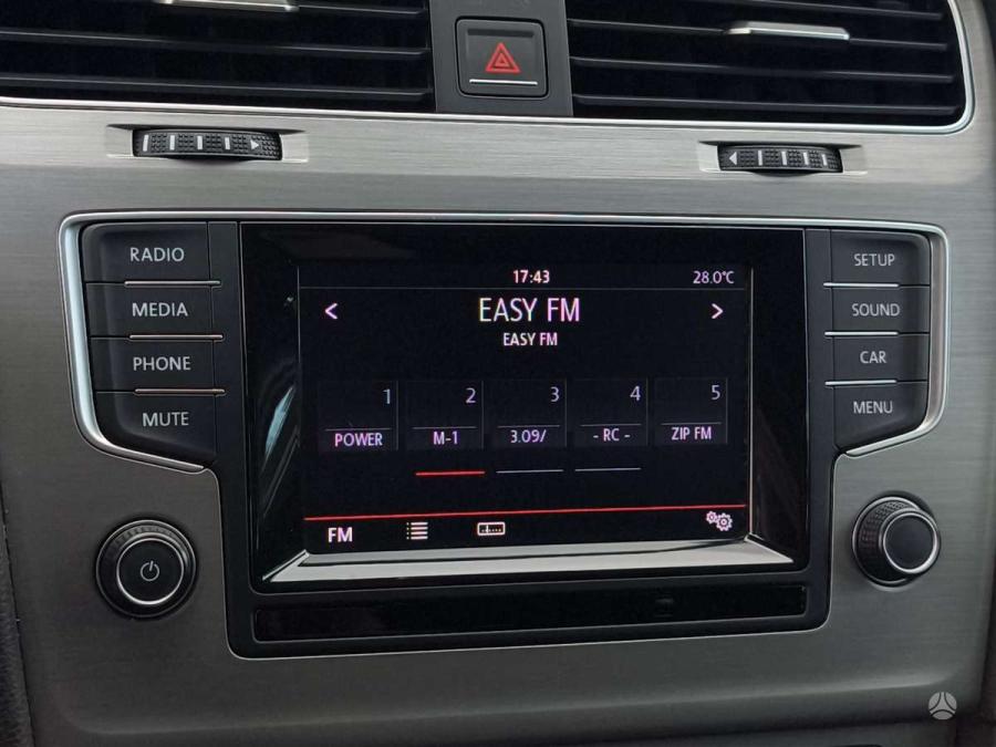 Balts Volkswagen Golf 2015 Viļņa, ar dzinēja tilpumu 1.60 L un nobraukumu 193 tūkst. km par 7299 €, foto 19 vietnē AUTOMOTO.COM.LV
