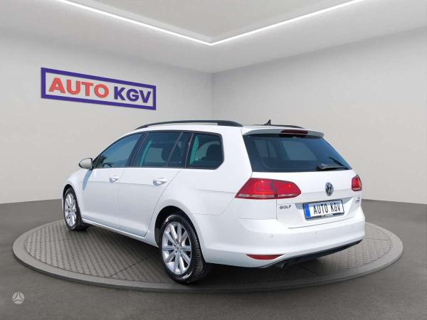 White Volkswagen Golf 2015 in Vilnius, with an engine capacity of 1.60 L and mileage of 193 thousand km for 7299 €, photo 3 on AUTOMOTO.COM.LV