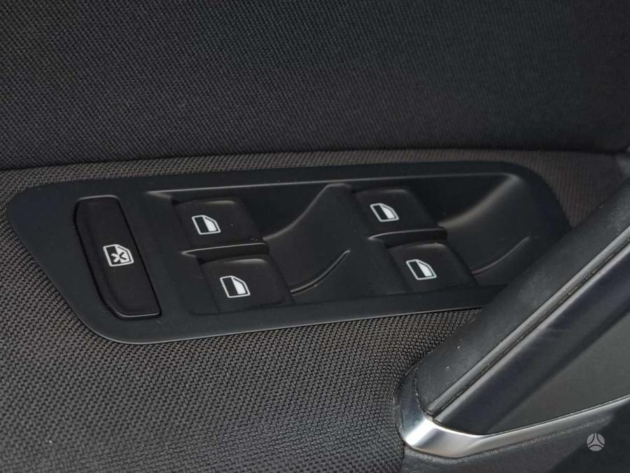 Balts Volkswagen Golf 2015 Viļņa, ar dzinēja tilpumu 1.60 L un nobraukumu 193 tūkst. km par 7299 €, foto 15 vietnē AUTOMOTO.COM.LV