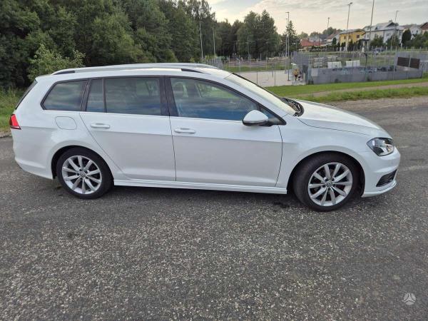 Balts Volkswagen Golf 2015 Viļņa, ar dzinēja tilpumu 1.60 L un nobraukumu 264 tūkst. km par 7000 €, foto 5 vietnē AUTOMOTO.COM.LV