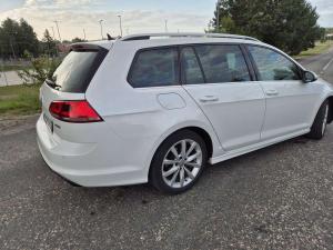 White Volkswagen Golf 2015 in Vilnius, with an engine capacity of 1.60 L and mileage of 264 thousand km for 7000 €, photo 6 on AUTOMOTO.COM.LV