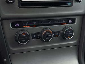 Balts Volkswagen Golf 2015 Viļņa, ar dzinēja tilpumu 1.60 L un nobraukumu 193 tūkst. km par 7299 €, foto 18 vietnē AUTOMOTO.COM.LV