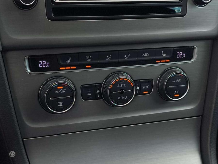 Balts Volkswagen Golf 2015 Viļņa, ar dzinēja tilpumu 1.60 L un nobraukumu 193 tūkst. km par 7299 €, foto 18 vietnē AUTOMOTO.COM.LV