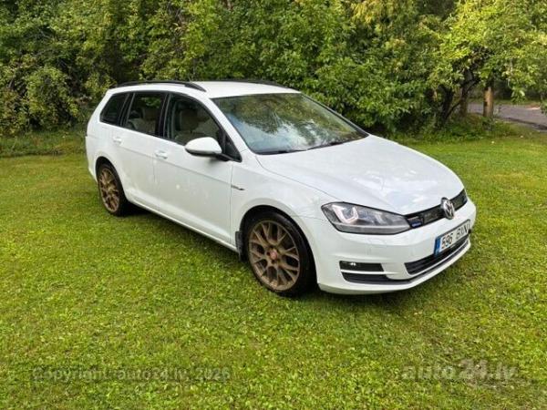 Balts Volkswagen Golf 2015 Tallina, ar dzinēja tilpumu 1.40 L un nobraukumu 250 tūkst. km par 7490 €, foto 5 vietnē AUTOMOTO.COM.LV