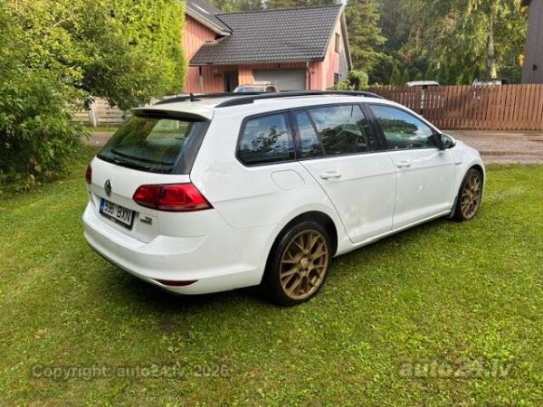 Balts Volkswagen Golf 2015 Tallina, ar dzinēja tilpumu 1.40 L un nobraukumu 250 tūkst. km par 7490 €, foto 6 vietnē AUTOMOTO.COM.LV