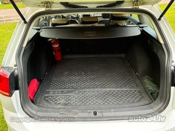 Balts Volkswagen Golf 2015 Tallina, ar dzinēja tilpumu 1.40 L un nobraukumu 250 tūkst. km par 7490 €, foto 10 vietnē AUTOMOTO.COM.LV