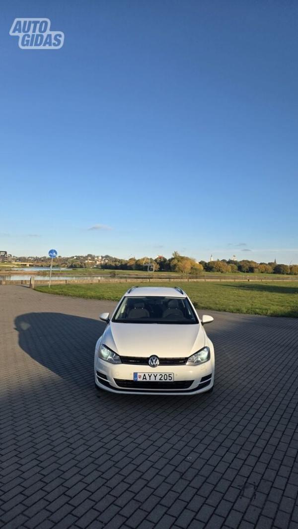 Balts Volkswagen Golf 2015 Kauņa, ar dzinēja tilpumu 1.60 L un nobraukumu 330 tūkst. km par 5250 €, foto 1 vietnē AUTOMOTO.COM.LV