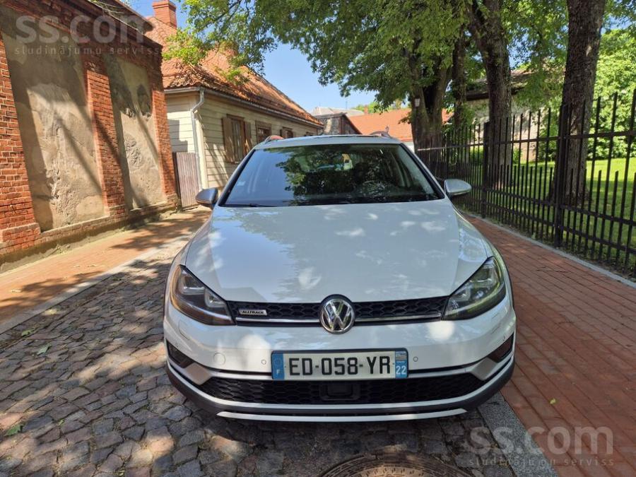 Balts Volkswagen Golf 2016 Cēsis, ar dzinēja tilpumu 2.00 L un nobraukumu 186 tūkst. km par 12600 €, foto 3 vietnē AUTOMOTO.COM.LV