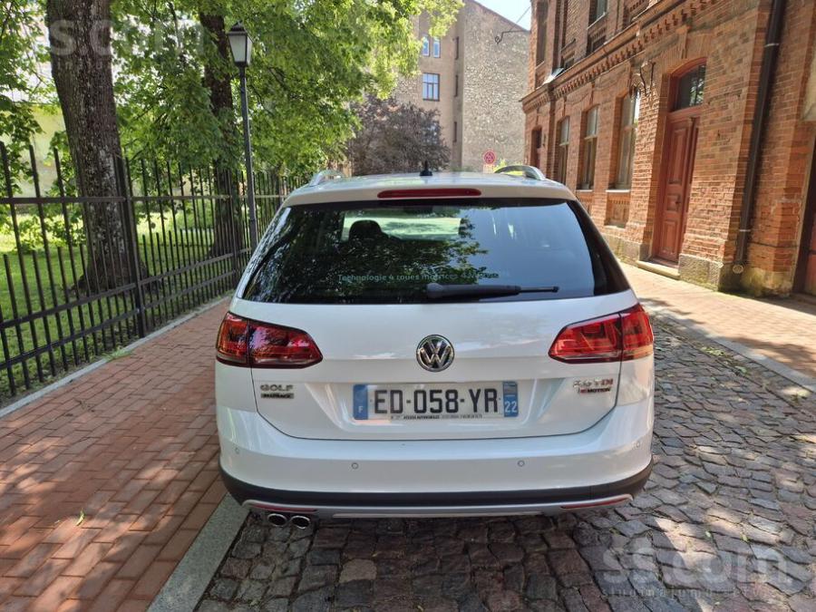 Balts Volkswagen Golf 2016 Cēsis, ar dzinēja tilpumu 2.00 L un nobraukumu 186 tūkst. km par 12600 €, foto 8 vietnē AUTOMOTO.COM.LV